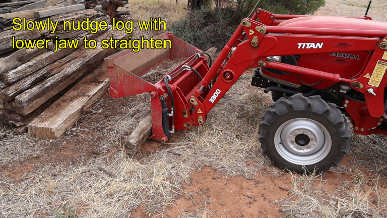 How to operate a frontend loader with 4 in 1 bucket on a tractor ← ...